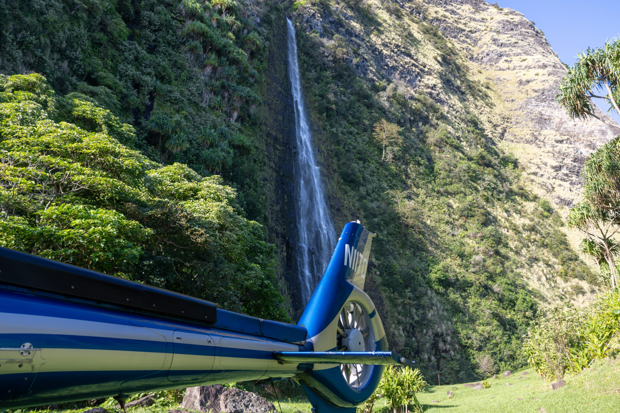 The Complete Guide to Hawaii Adventure Elopement Packages ...
